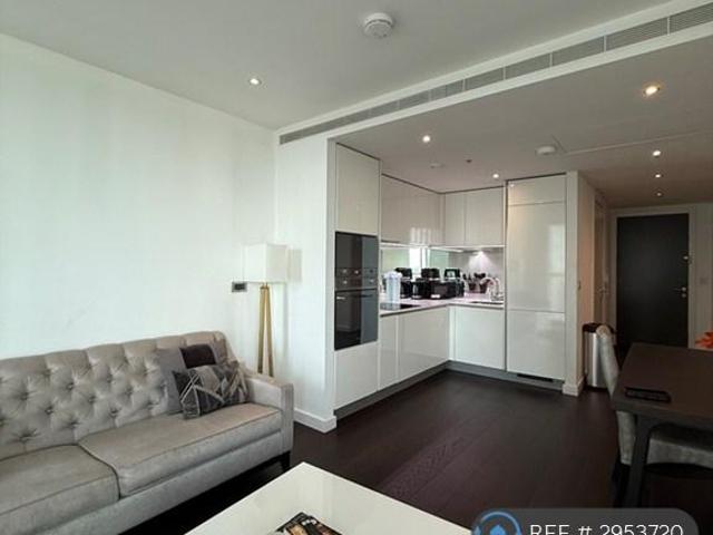 Wandsworth Road, London, SW8 2 bed flat to rent £5,200 pcm £1,200 pw