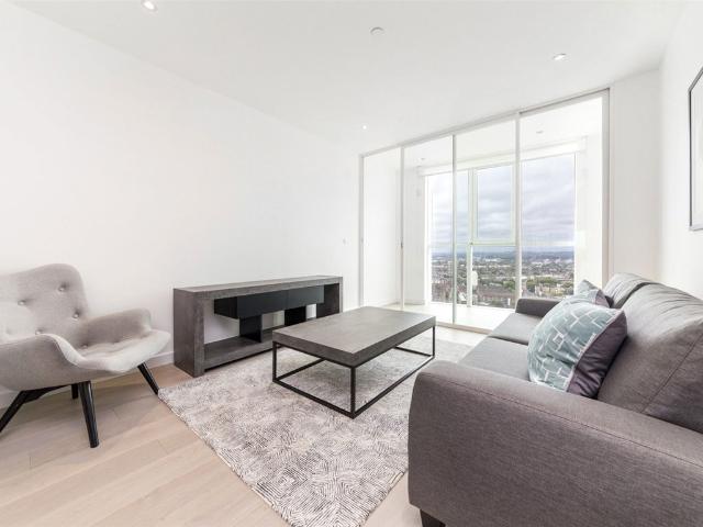 Wandsworth Road, Nine Elms SW8, 1 bed flat to rent, £2,900 pcm | PrimeLocation