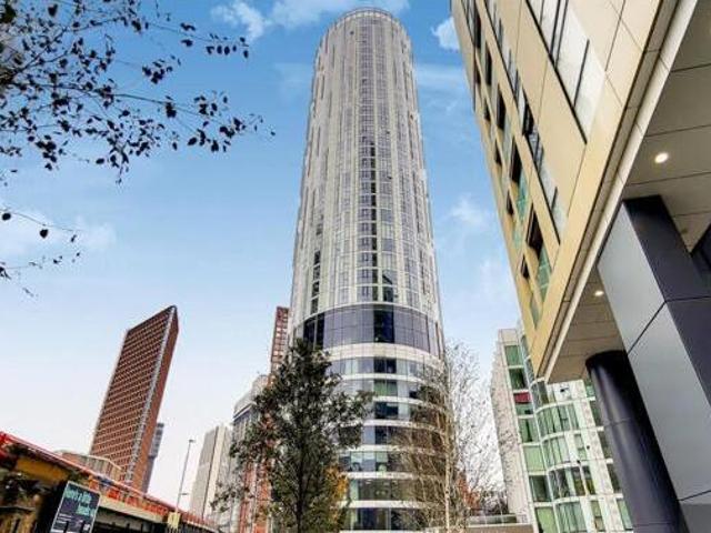 Wandsworth Road, Sky Gardens, Vauxhall, 2 Bedroom Apartment