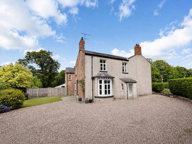 Wanleys, Park Road, Little Budworth, Tarporley, CW6 9BL
