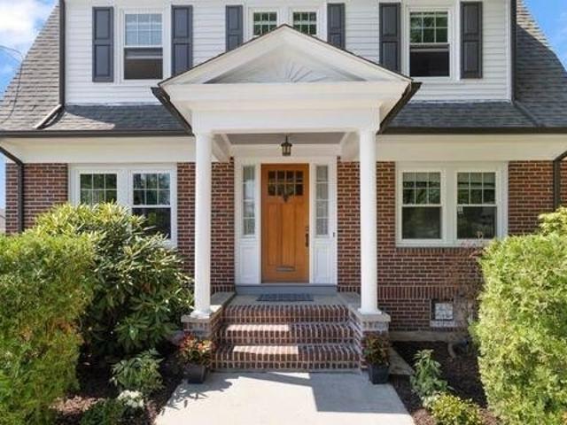 Wannamoisett Rd, East Providence, Home For Sale