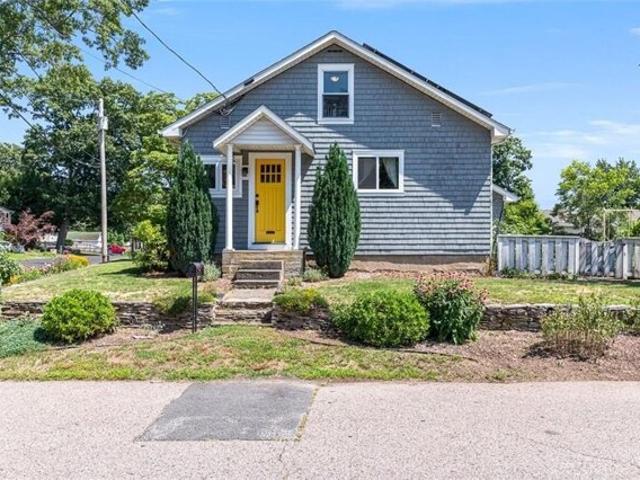 Wannisett Ave, East Providence, Home For Sale