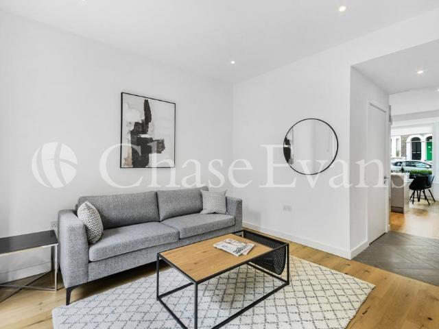 Wansey Street, Elephant Park. 3 bed house to rent £4,150 pcm £958 pw