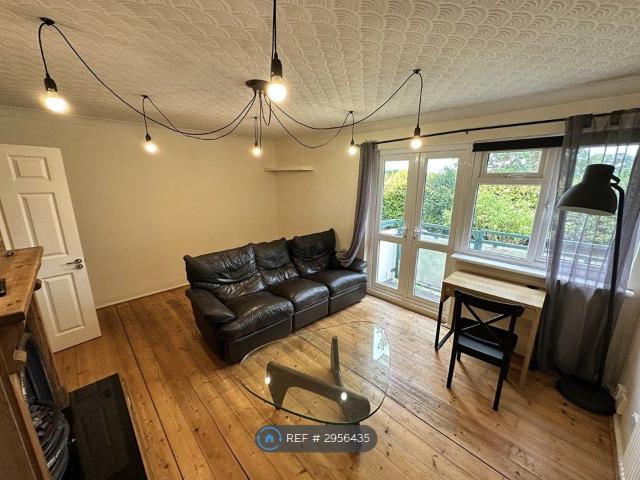 Wanstead, London E11, 2 bed flat to rent, £1,800 pcm | PrimeLocation