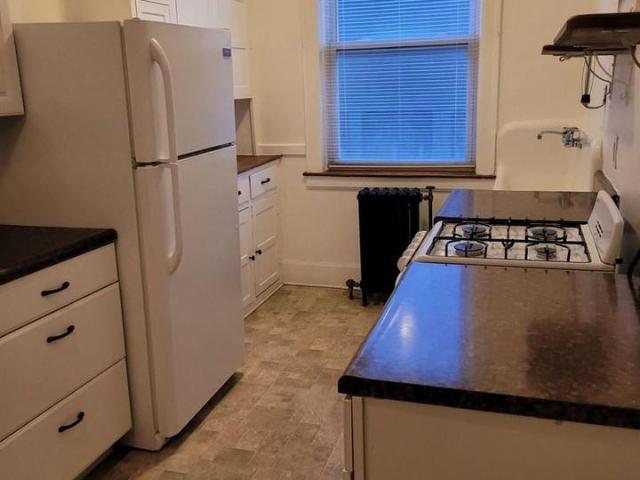 Wabash Flats Studio Apartment for Rent at 2072 Wabash St, Detroit, MI 48216 Downtown Detroit