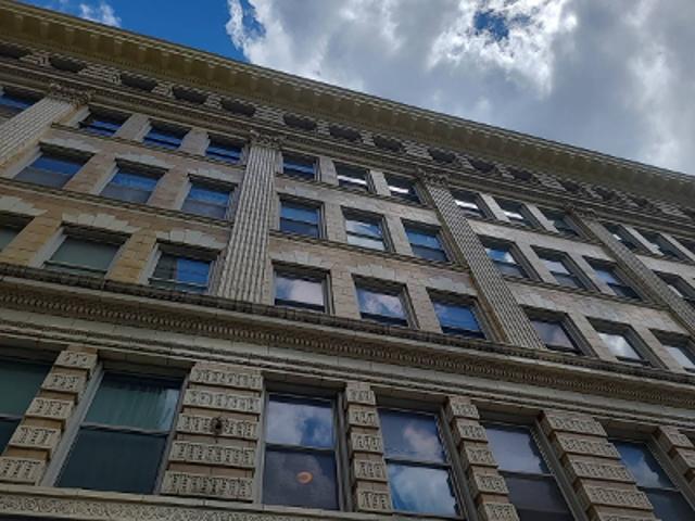 Wabasha St N