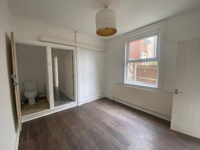 Waddon Park Avenue, Croydon CR0, 1 bed property to rent, £750 pcm | PrimeLocation