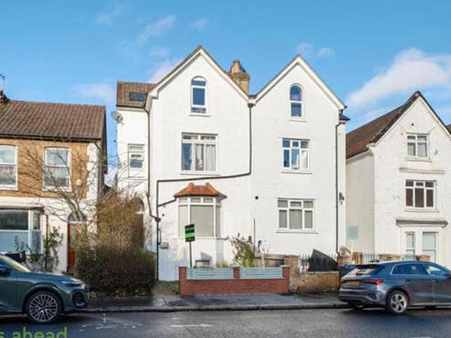 Waddon Road, Croydon, 1 Bedroom Apartment