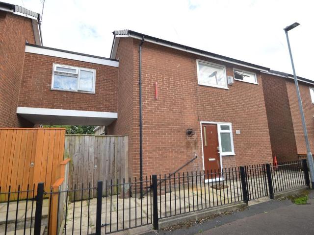 Wadesmill Walk, Ardwick, Manchester M13, 4 bed property to rent, £1,900 pcm | PrimeLocation