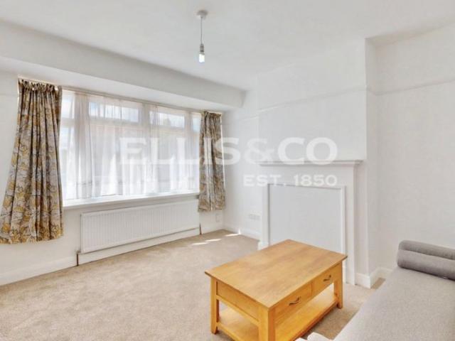 Wadham Gardens, UB6, Greenford