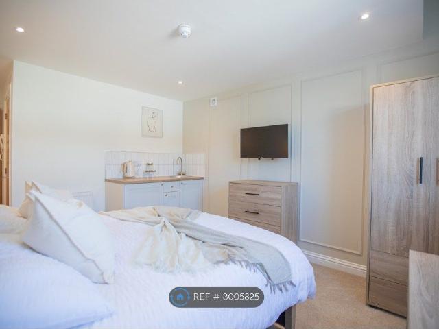 Wadham Road, Portsmouth PO2, Room to rent, £750 pcm | PrimeLocation