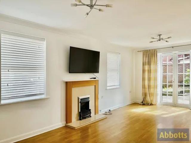 Wagtail Drive, Bury St Edmunds, IP32 7GP
