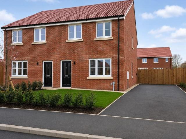 Wagtail Road, Downham Market 3 bed semi detached house to rent £1,295 pcm £299 pw