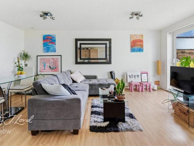Wager Street, LONDON 1 bed flat to rent £1,750 pcm £404 pw
