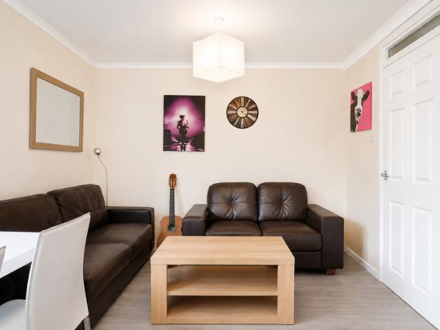 Wager Street – Room 3