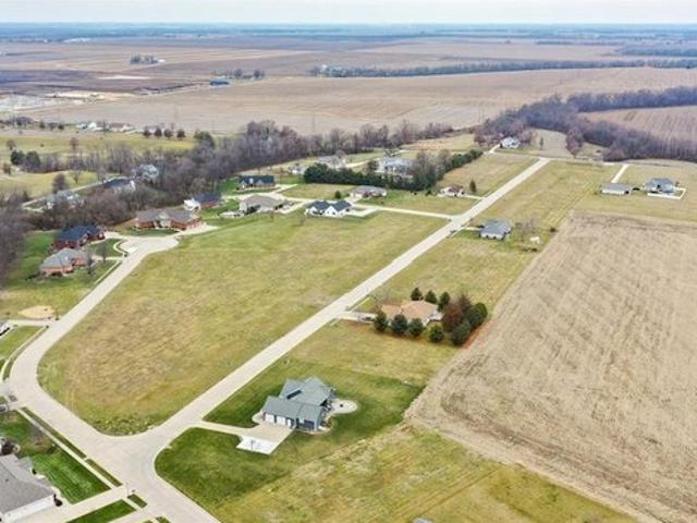 Waggoner Ave, Jerseyville, IL 62052