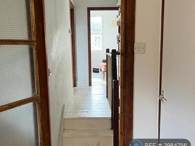 Waghorn Street, London, SE15 1 bed flat to rent £2,000 pcm £462 pw