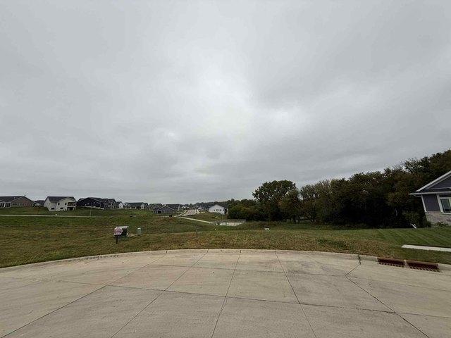 Wagon Wheel Ln Lot 81, Dubuque, IA 52002