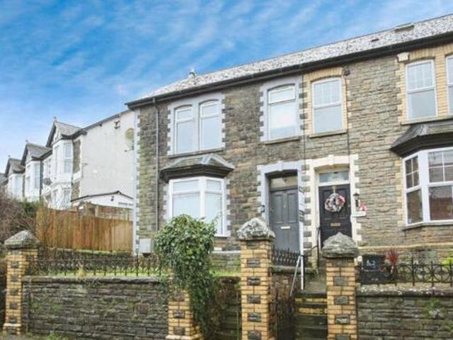 Wainfelin Road, Pontypool, 4 Bedroom Semi detached