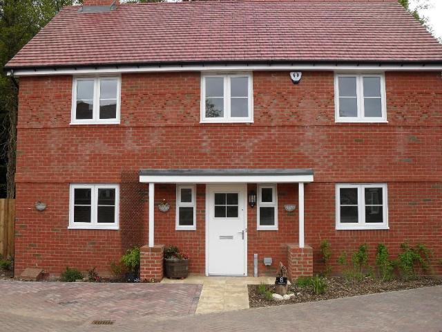Wakefords Copse, Church Crookham GU52, 4 bed detached house to rent, £2,495 pcm | PrimeLocation