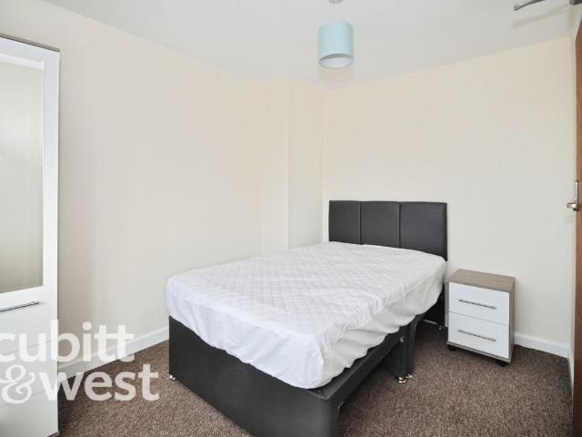 Wakefords Way, Havant PO9, Room to rent, £550 pcm | PrimeLocation