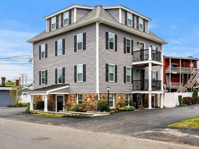 Wakefield Ave Apt,wakefield, Condo For Sale