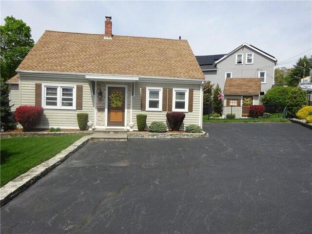 Wakefield St, West Warwick, Home For Sale