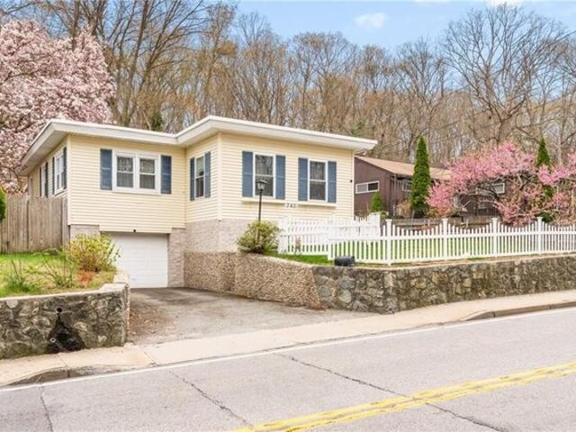 Wakefield St, West Warwick, Home For Sale