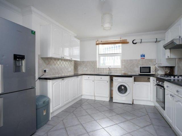 Wakefield Road, Brighton BN2 5 bed terraced house to rent £3,250 pcm £750 pw