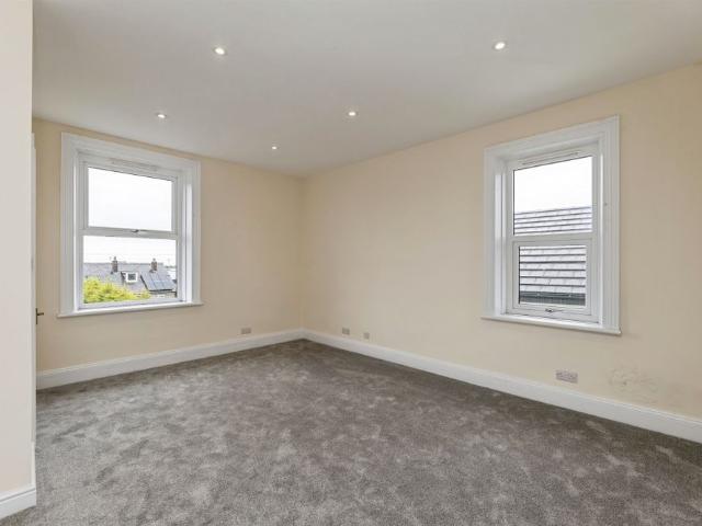 Wakefield Road, Leeds, Morley