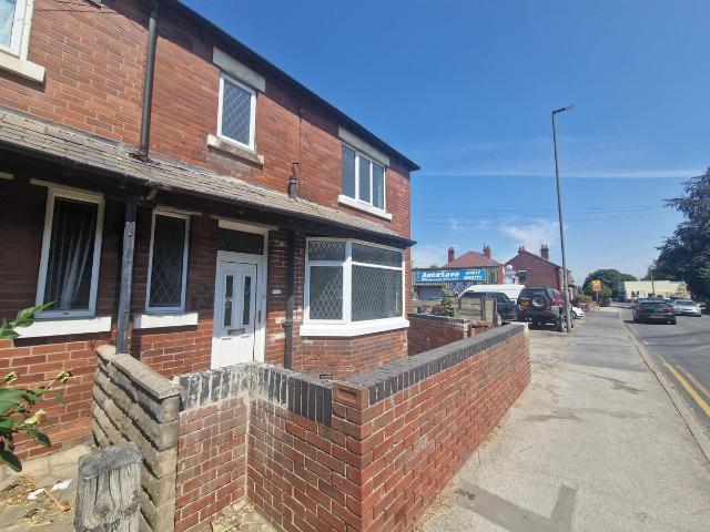 Wakefield Road, Pontefract WF8, 3 bed semi detached house to rent, £1,250 pcm | PrimeLocation