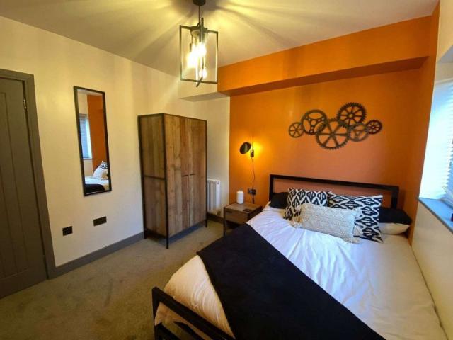 Wakefield, UK WF10, 4 bed shared accommodation to rent, £525 pcm | PrimeLocation