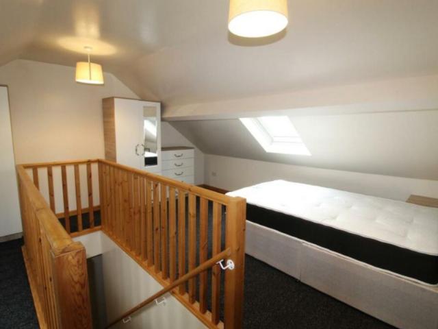 Wakefield, UK WF10, 5 bed shared accommodation to rent, £500 pcm | PrimeLocation