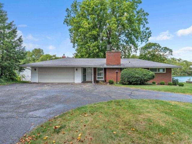 Wakefield Village Blvd, Kendallville, Home For Sale