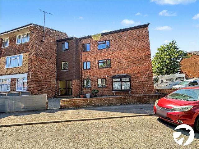 Wakeley Road, Rainham, Gillingham, Kent ME8, 1 bed flat to rent, £975 pcm | PrimeLocation