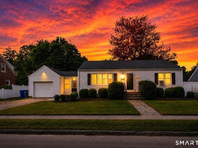 Wakelee Ave, Stratford, Home For Sale