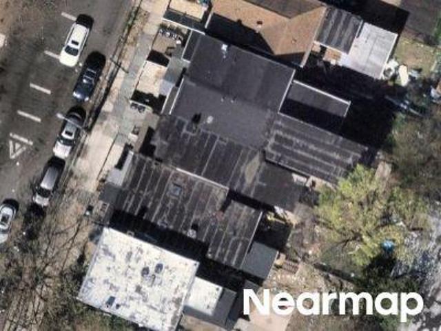Wakeman Ave