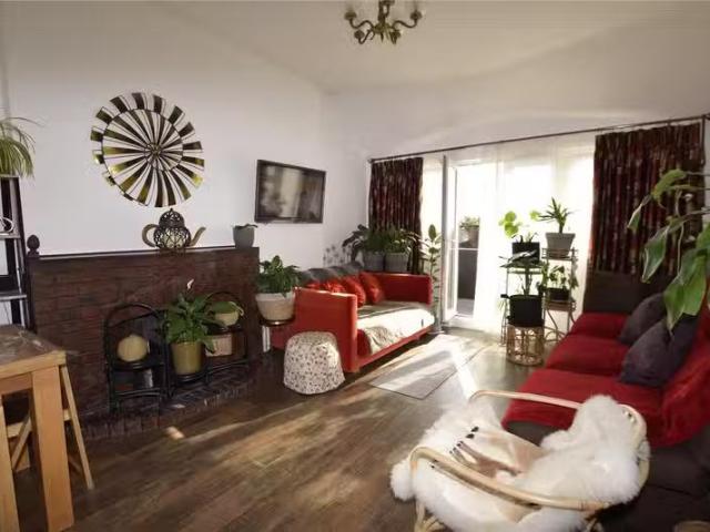 Wakemans Hill Avenue, Kingsbury NW9 1 bed apartment for sale.