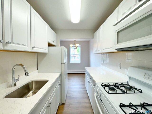 Walter Ave Apt,norwalk, Condo For Sale