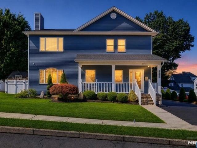 Walter Ave, Hasbrouck Heights, Home For Sale