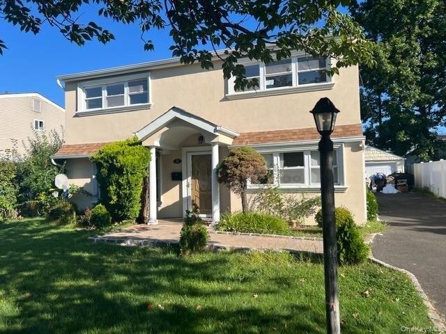 Walter Ave, Hicksville, Home For Sale