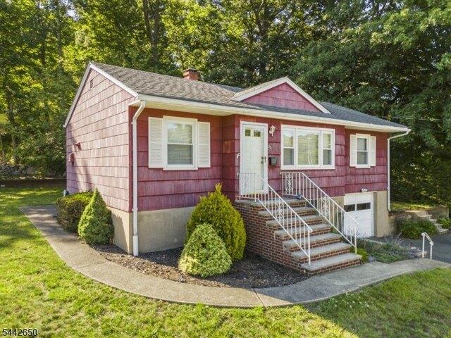 Walter Dr, Bloomingdale, Home For Sale