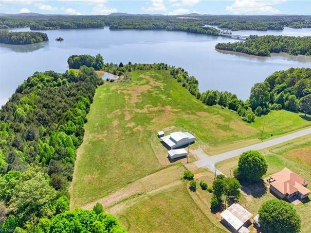 Walter Meadows Rd, Randleman, NC 27317