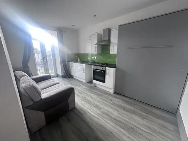 Walter Road, Swansea, SA1