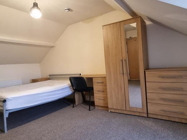 Walter Road, Swansea SA1, 6 bed shared accommodation to rent, £420 pcm | PrimeLocation