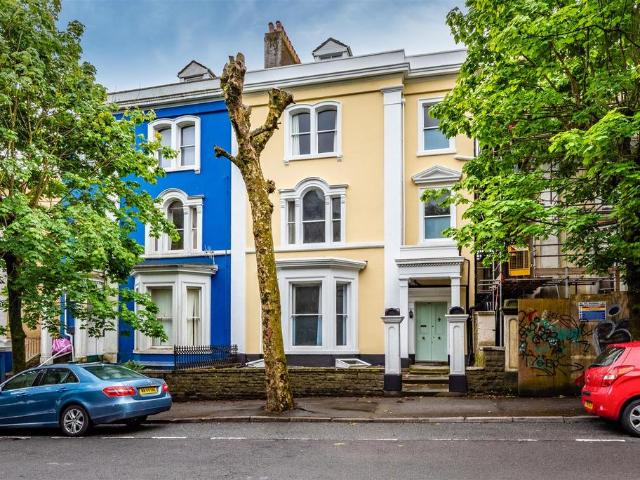 Walter Road, Swansea 6 bed terraced house to rent £2,400 pcm £554 pw