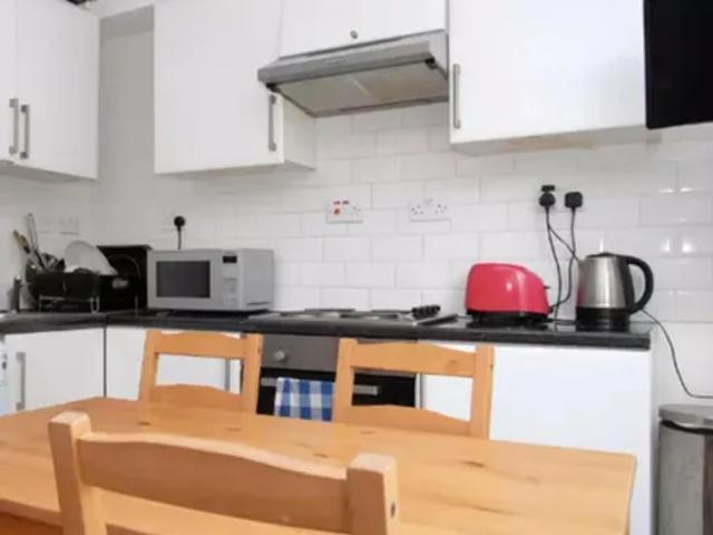 Walter Terrace, Ratcliffe, London, E1 0RG, United Kingdom | Room for rent #155190979 | Rentberry