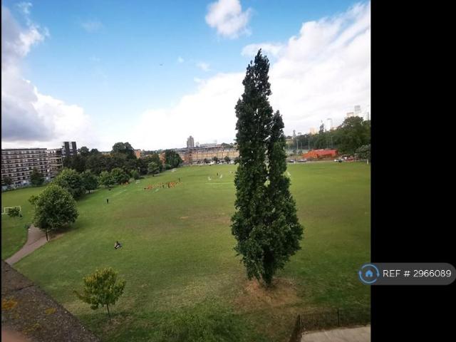 Walters House, London, SE17 3 bed flat to rent £2,780 pcm £642 pw