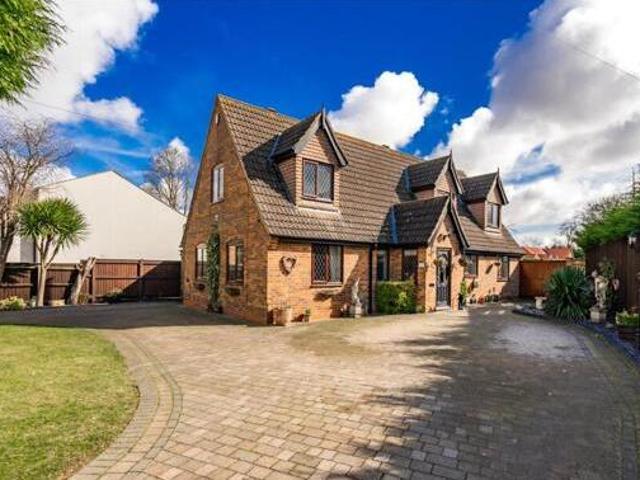 Waltham, Brigsley Road, Grimsby, 4 Bedroom Detached