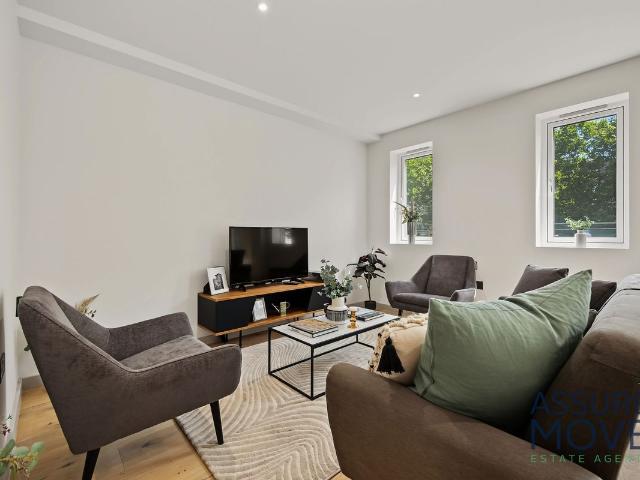 Walthamstow E17, 1 bed flat to rent, £1,900 pcm | PrimeLocation